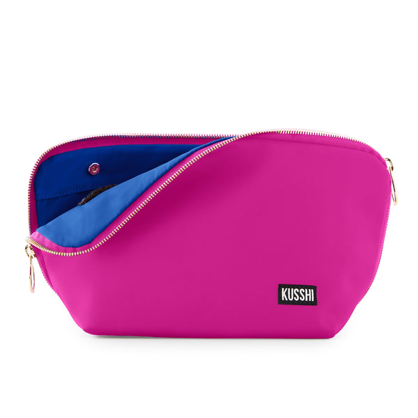 Signature Black Makeup Bag by Kusshi - Perfect for Home or Travel - KUSSHI